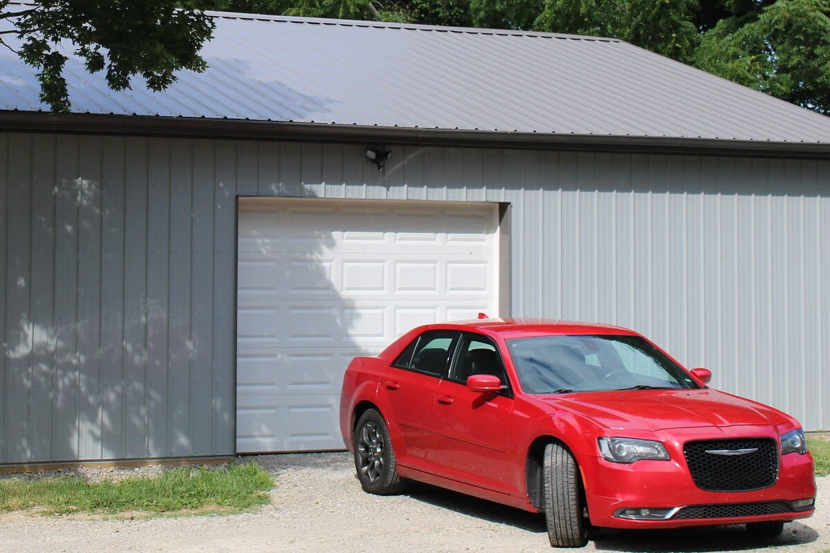 Pole Barns vs Garages (Stick-Built, Prefab & Metal) | DIY Pole Barns